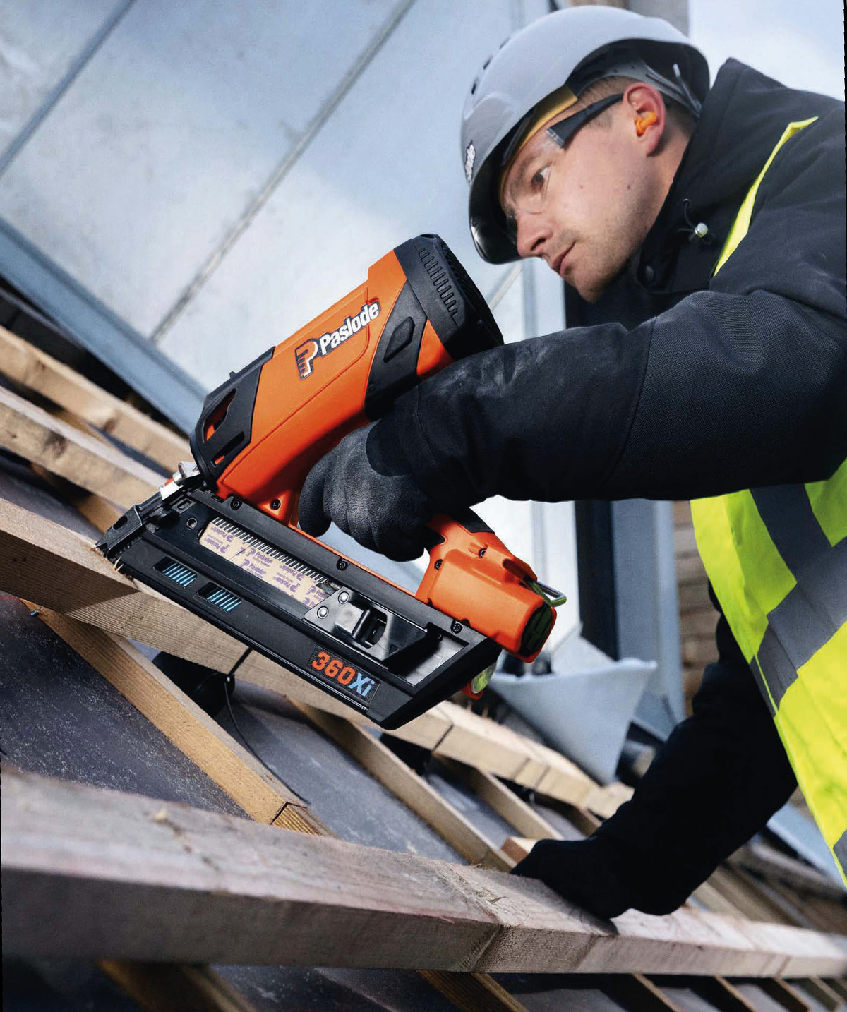 Trust Paslode for all your roof fixing needs