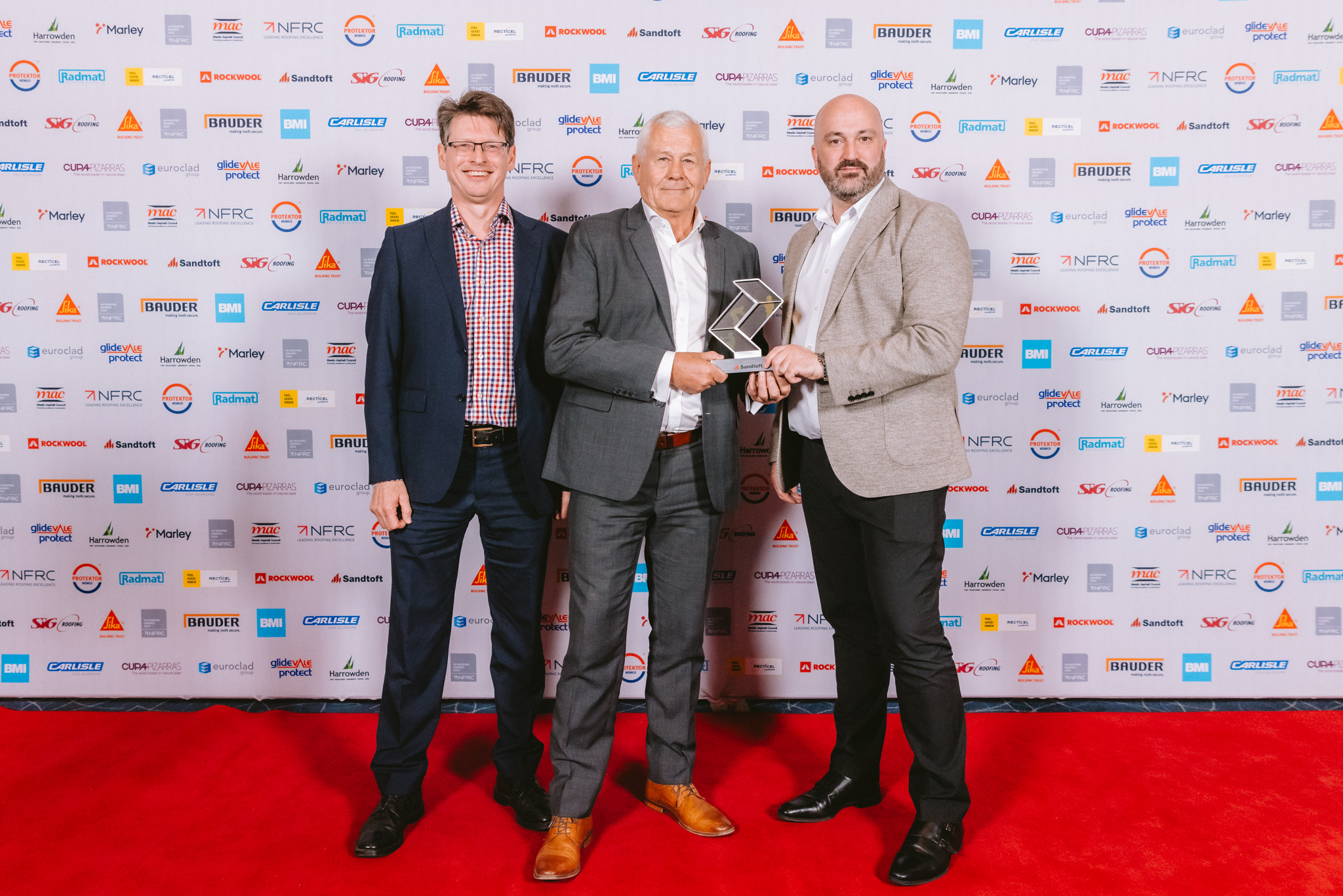 MAC Roofing & Contracting Ltd win Solar Project Award 2024 sponsored by ...